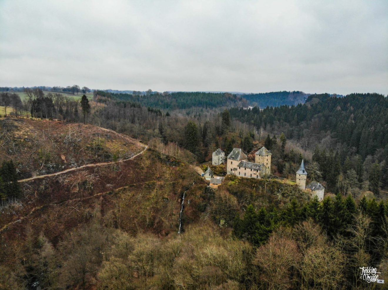 Découverte de la Vallée de la Warche • Trekking et Voyage